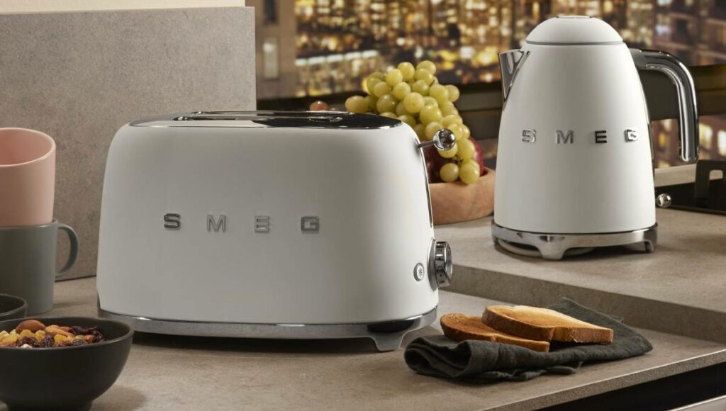 Why Are Smeg Toasters so Expensive? – Cooking Detective