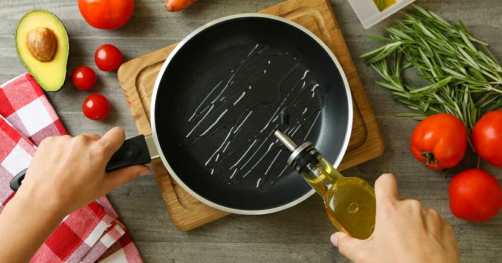 What Is the Taste of Cooking Oil? – Cooking Detective